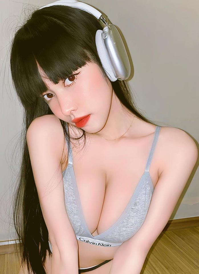 เปิดวาร์ป น้องฝน Pattaraporn สาวสวย เซ็กซี่ หน้าคม นมกลมโต ผิวเนียน ร้อนแรงบน Onlyfans - Warp ...
