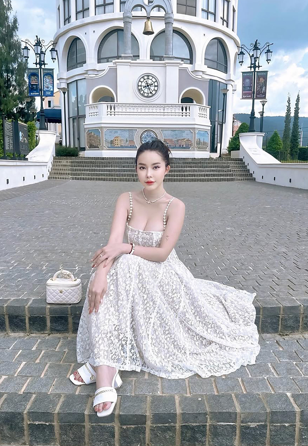 Orathai Chadum เปิดวาร์ปน้องกิ๊กกี้ สาวหน้าเก๋หุ่นเซ็กซี่ นมใหญ่ตรงปก